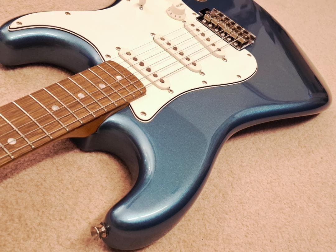 え*と様 美品★Classic Vibe '60s Stratocaster L