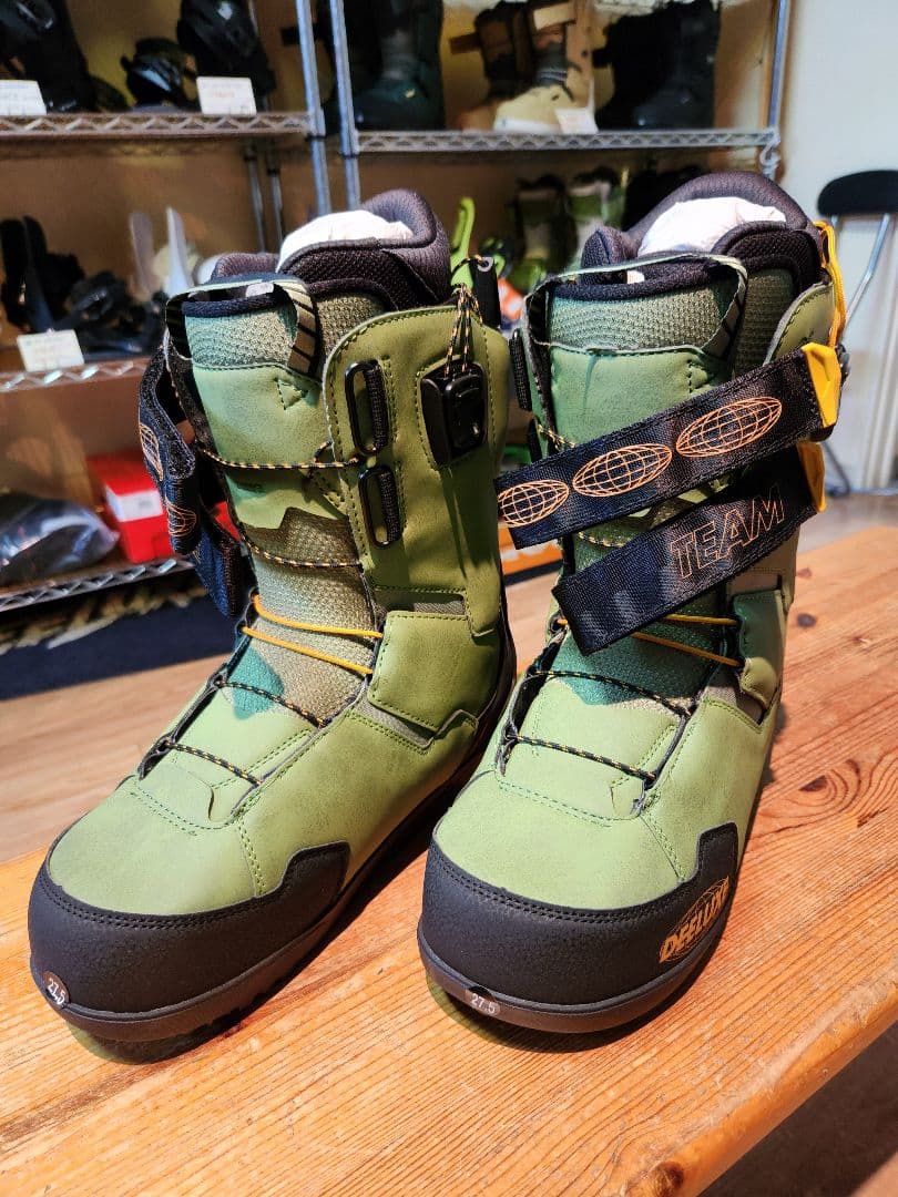 スノーボード 24-25 DEELUXE TEAM PRO ATV 27.5cm