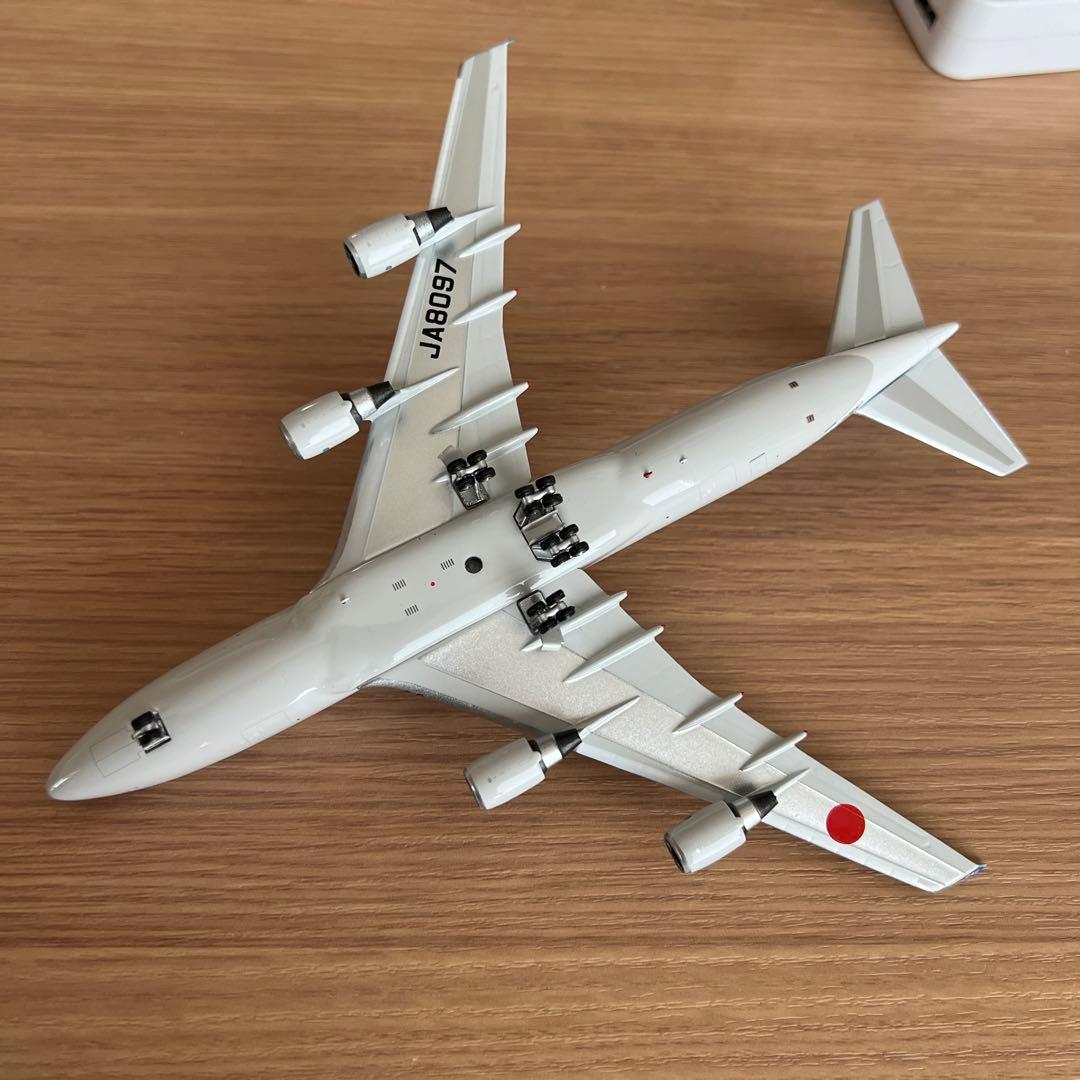 航空機・ヘリコプター ANA B747-400 1/400