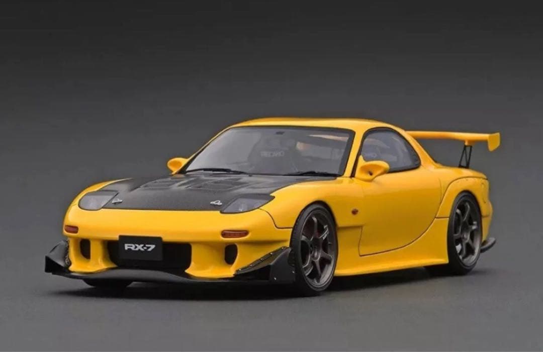 ミニカー Mazda RX-7 IG2228 (FD3S) Yellow 1/18