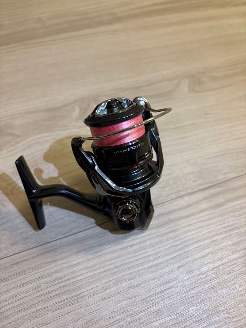 Shimano シマノ24ヴァンフォード C2000S スピニングリール