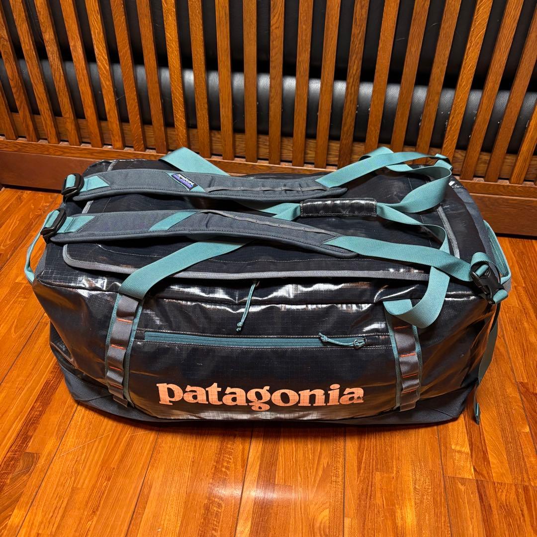 patagonia ブラックホール ダッフル90L ネイビー
