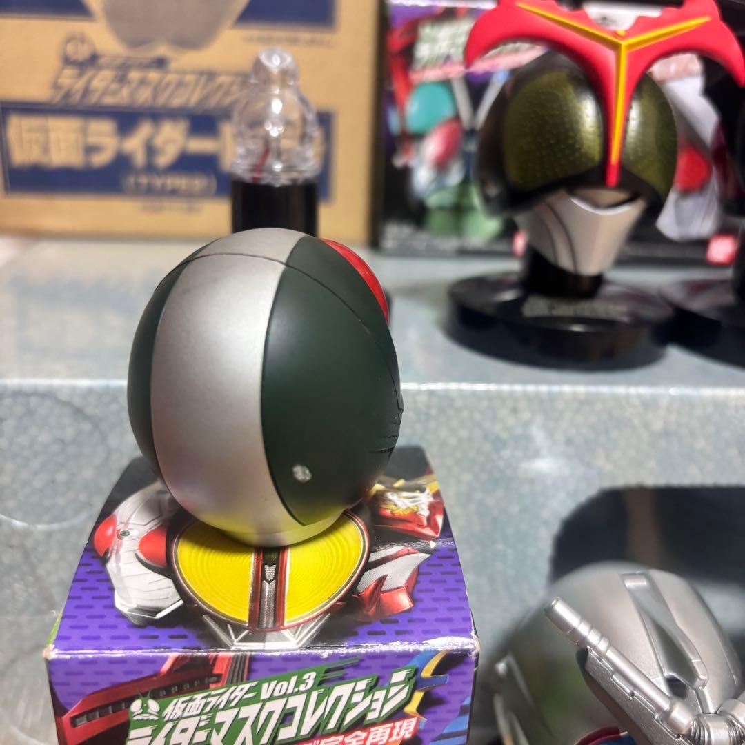 仮面ライダー ライダーマスクコレクション 発光台座 平成ライダー