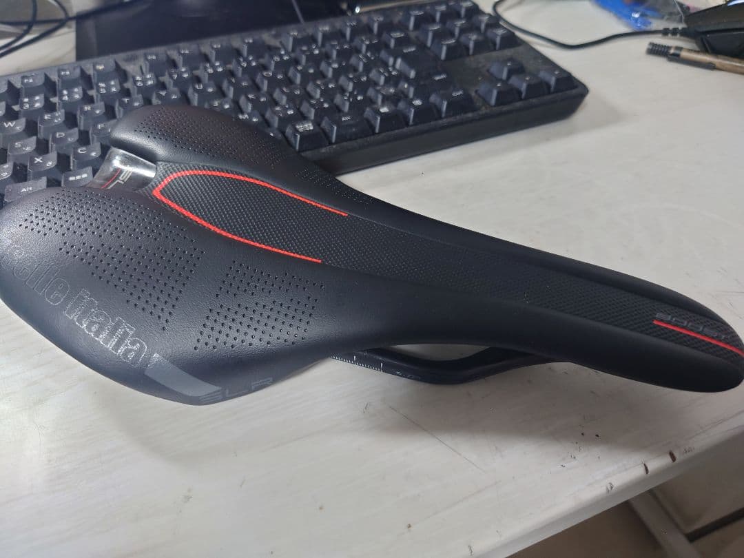 パーツ selle italia slr boost kit carbonio 130