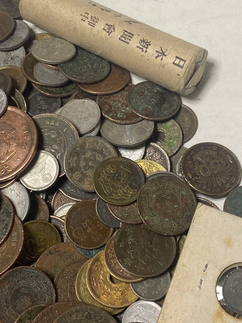 古銭 銅貨・黄銅貨・青銅貨・白銅貨・ニッケル貨錫貨アルミ貨など3.1㎏NO.61