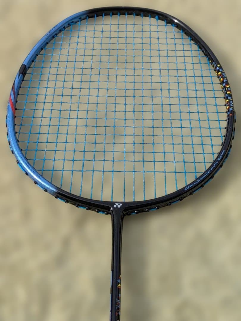 YONEX(ヨネックス) Astrox Smash (73g/G4) 　ケース付