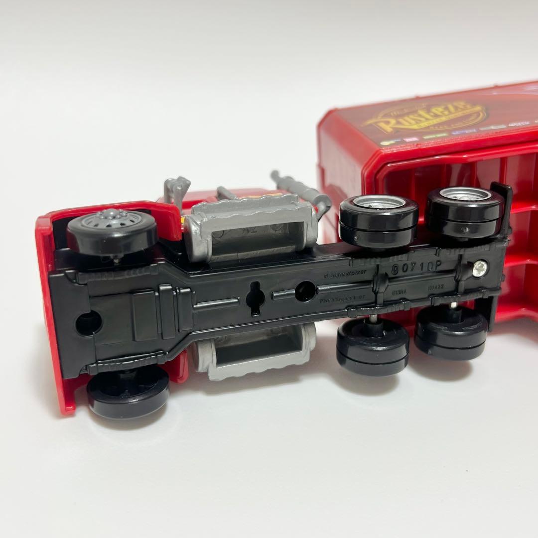 マテル　カーズ　Mack truck playset ライトニングマックイーン