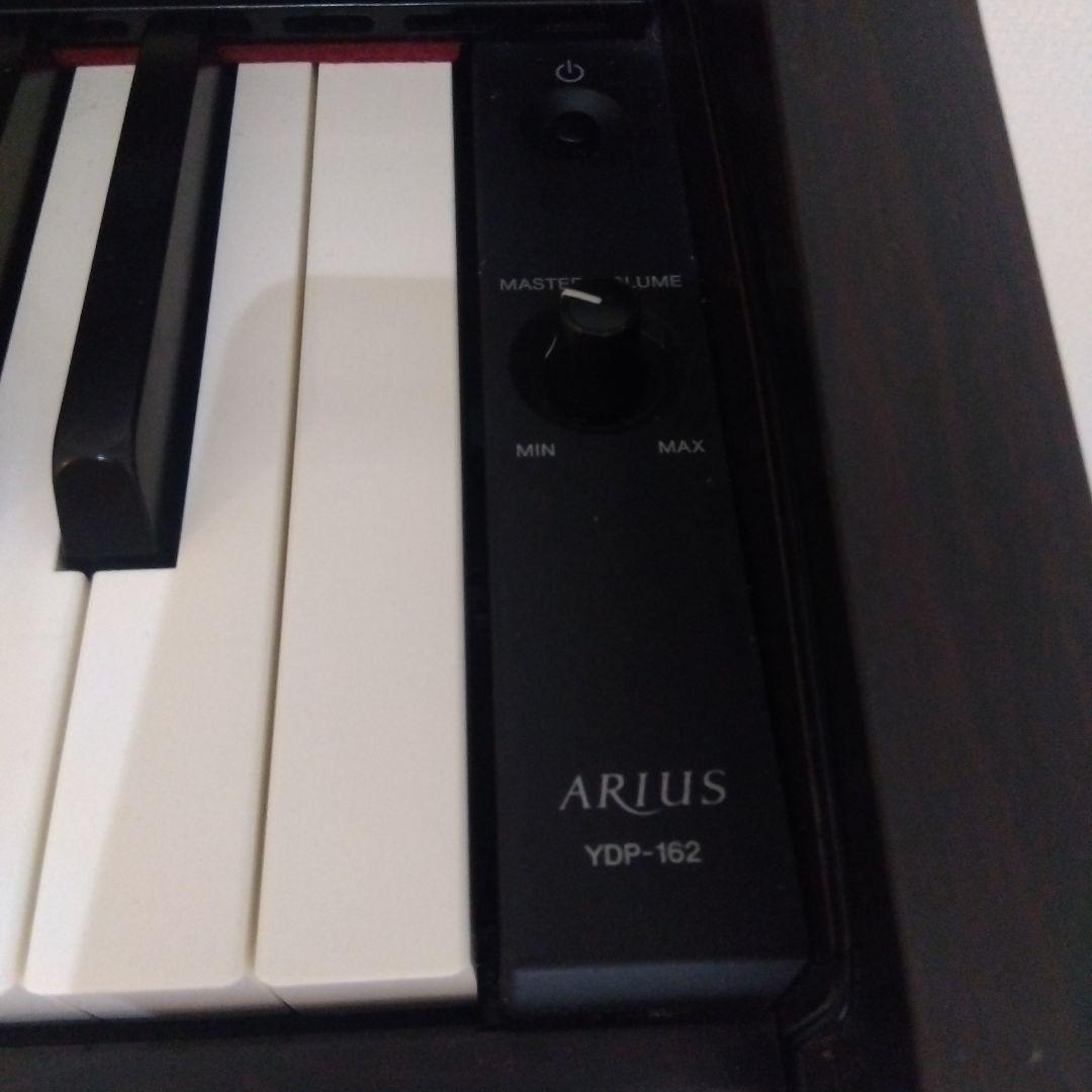 年末セールYamaha Arius YDP-162 デジタルピアノ