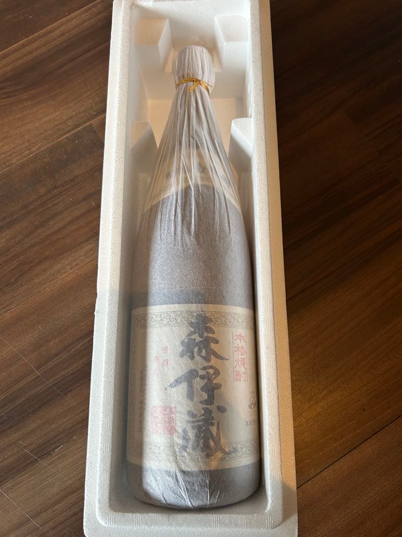 未開封 焼酎 布包み　森伊蔵（1800ml）