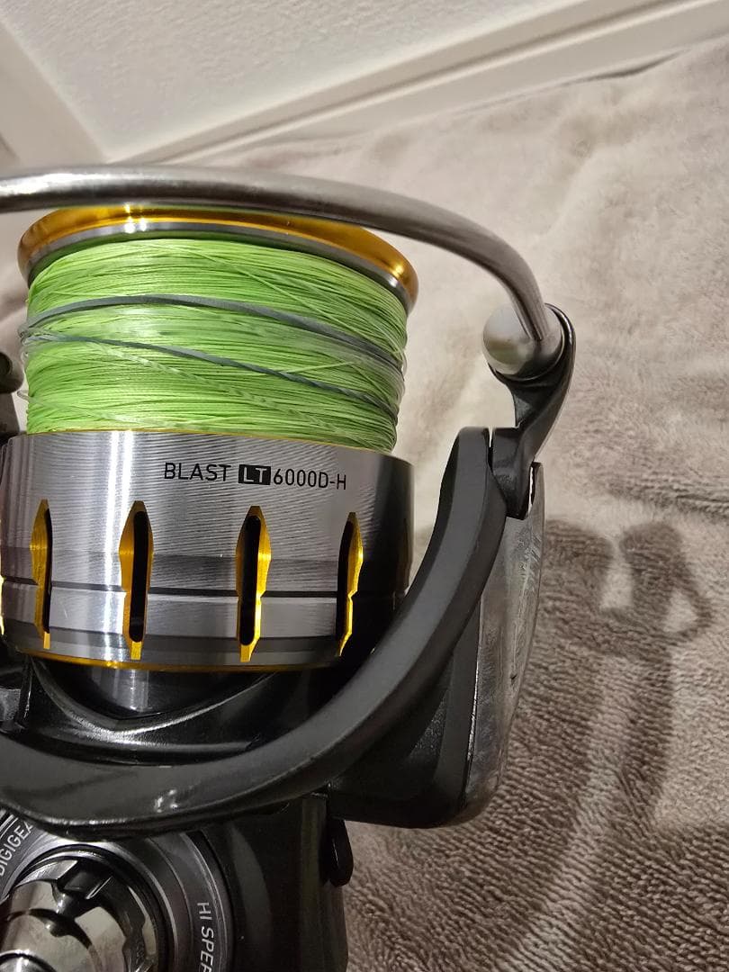 DAIWA　ダイワ　BLAST　LT6000D-H　スピニングリール