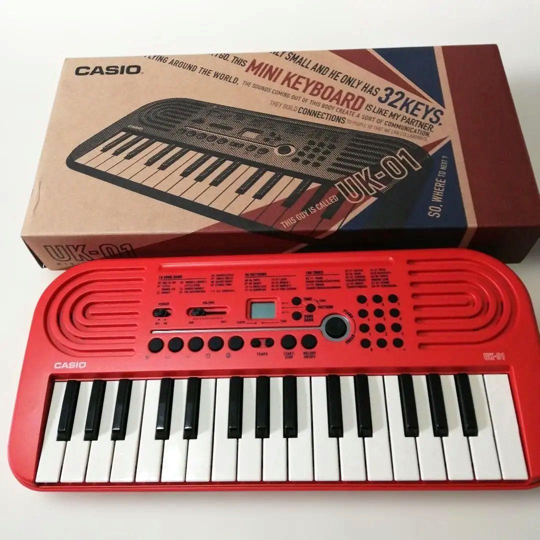 カシオ UK-01 32鍵盤 ミニ電子キーボード CASIO