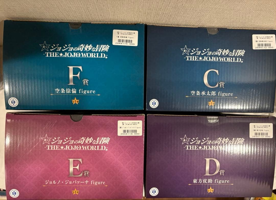 ジョジョ　一番くじ　フィギュア4個+ピンズコレクション3個+下位賞31個セット
