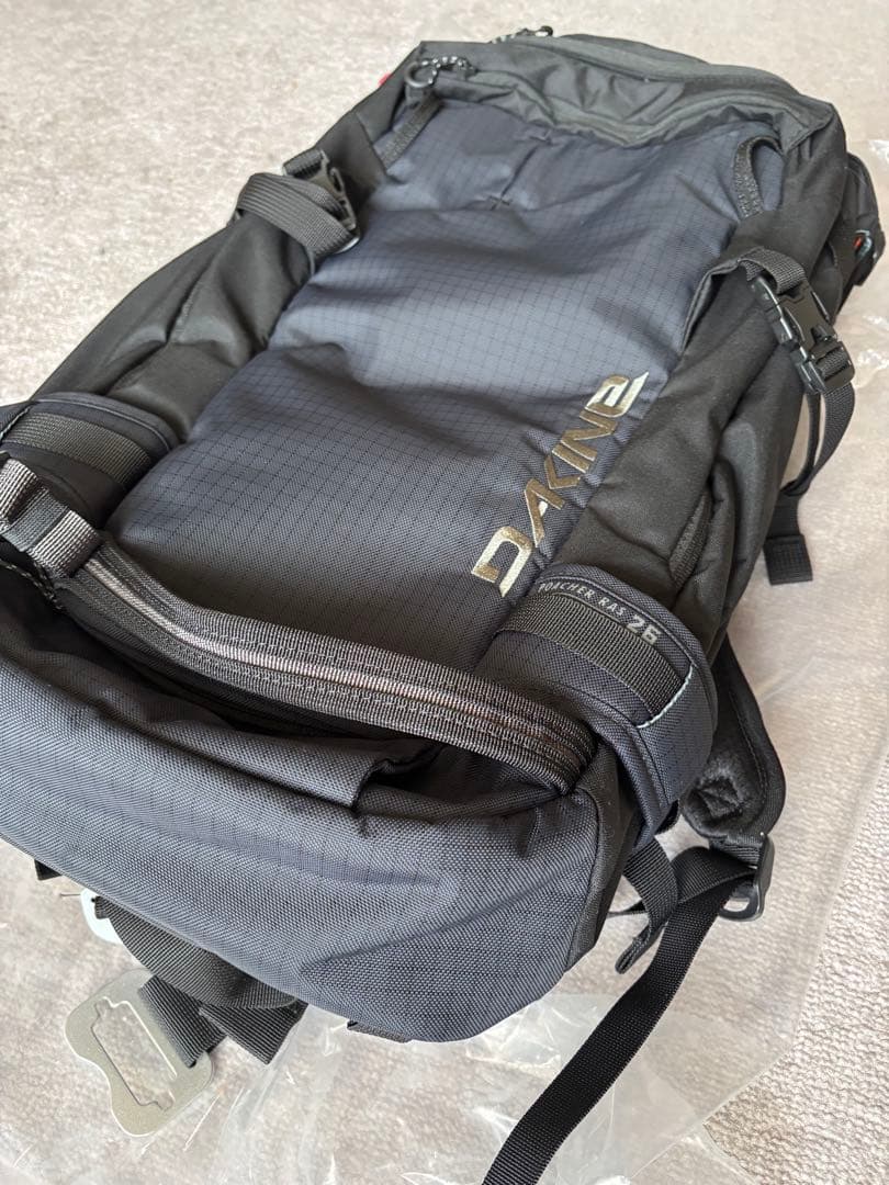 【イルカさん専用】DAKINE POACHER RAS 26L バックパック