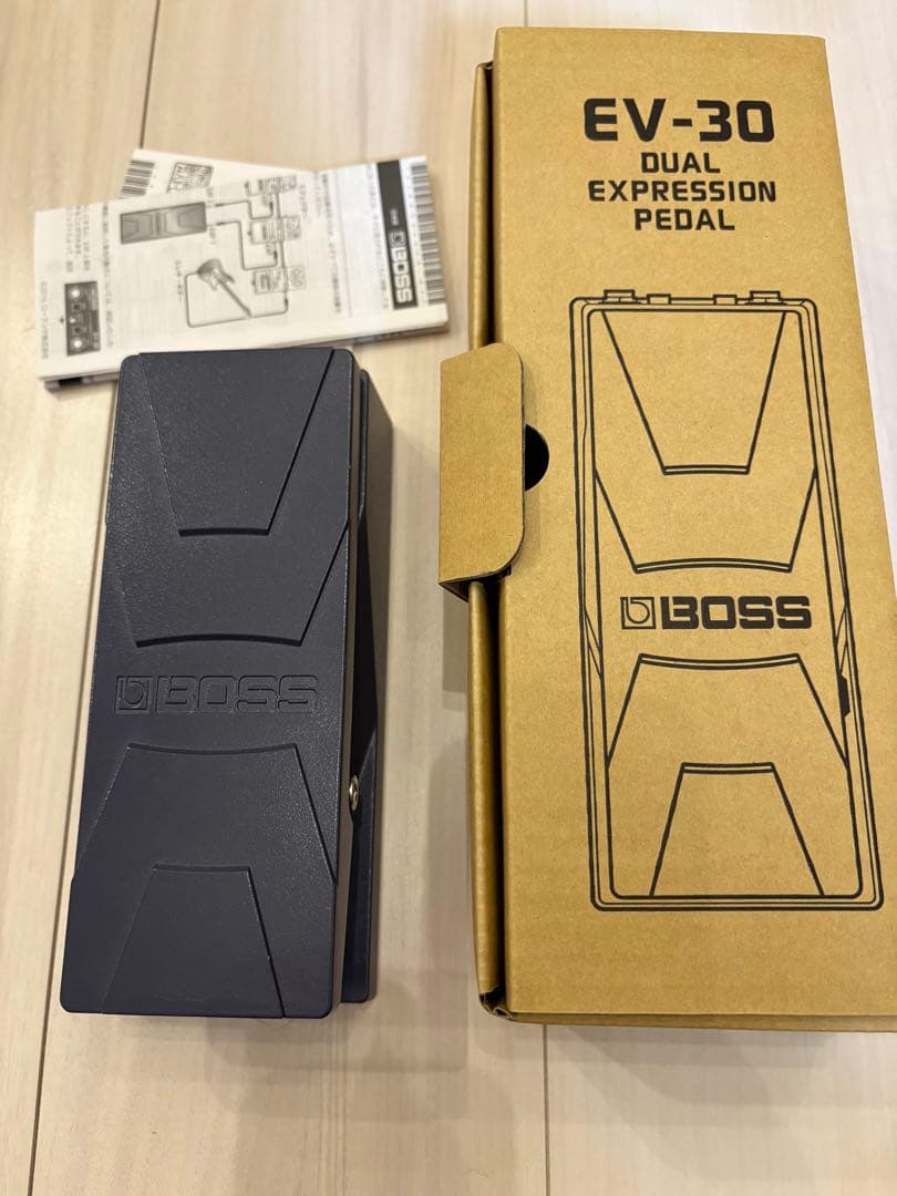 ギター BOSS EV-30 EXPRESSION PEDAL