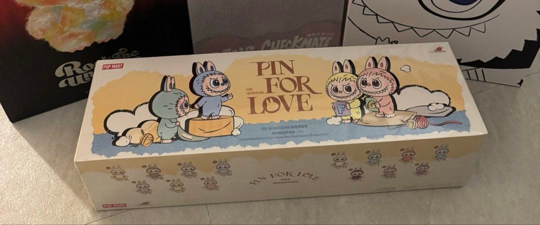 ラブブ イニシャル PIN FOR LOVE アソートボックス 未開封