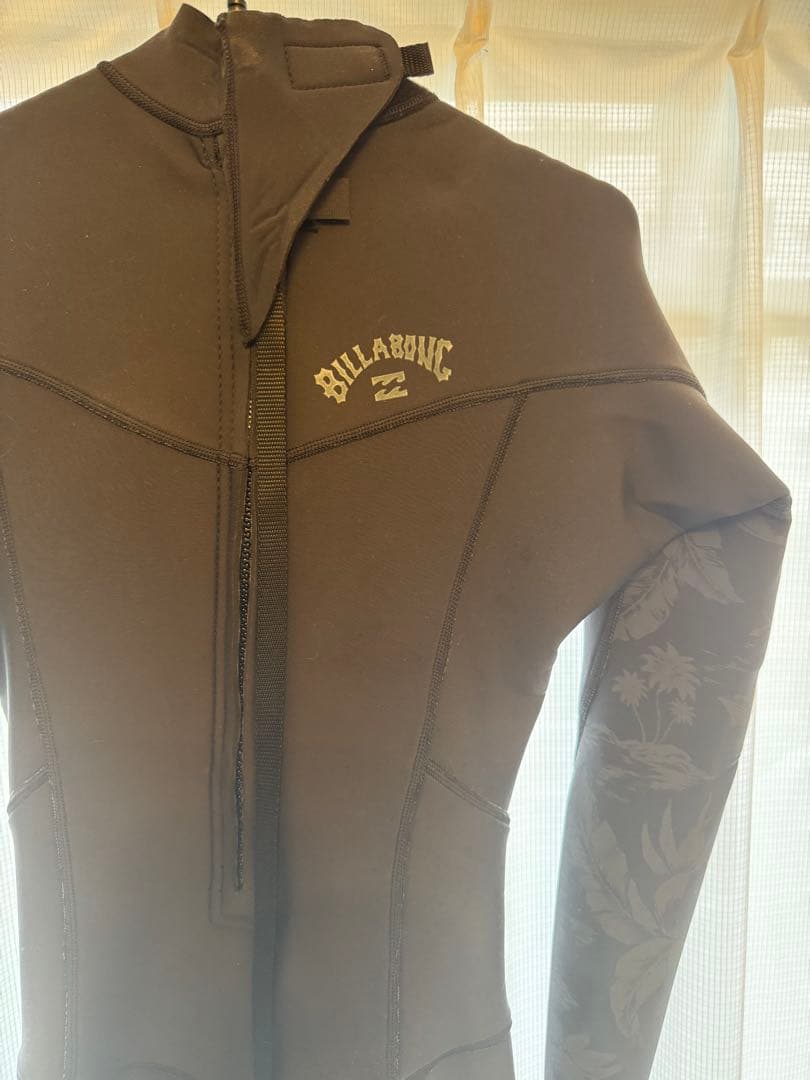 美品‼️Billabong Energy フルスーツ ブラック 試着のみ新品未使用