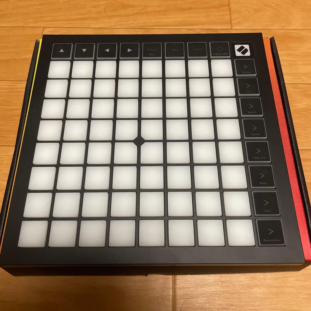 【ほぼ未使用】Novation Launchpad X MIDIコントローラー