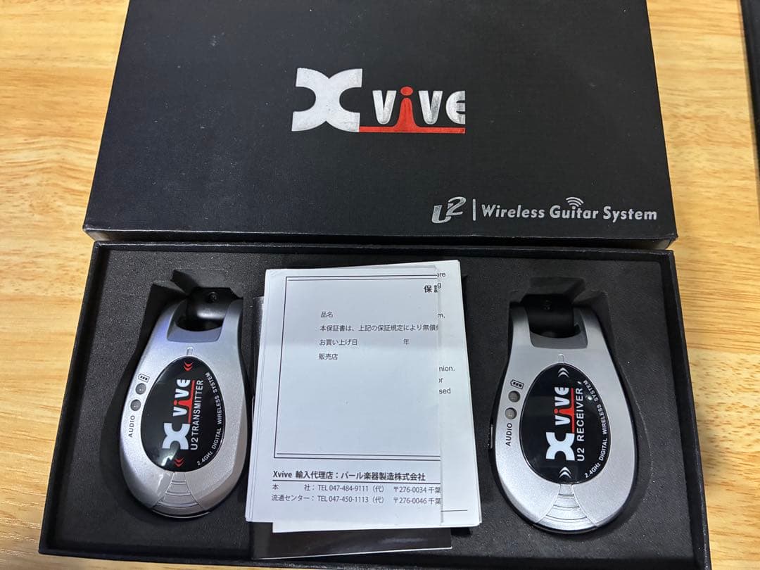 Xvive XV-U2 ギターワイヤレスシステム 色シルバー
