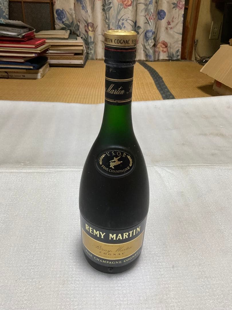 REMY MARTIN／FINE CHAMPAGNE VSOP。COGNAC40