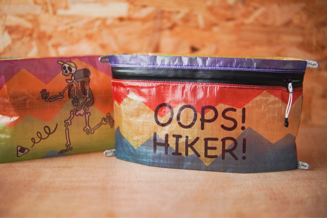 Upper Zip SACK M [OOPS HIKER] パーマンドバトン