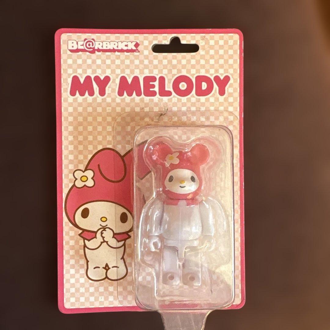MY MELODY ベアブリック400% 100%