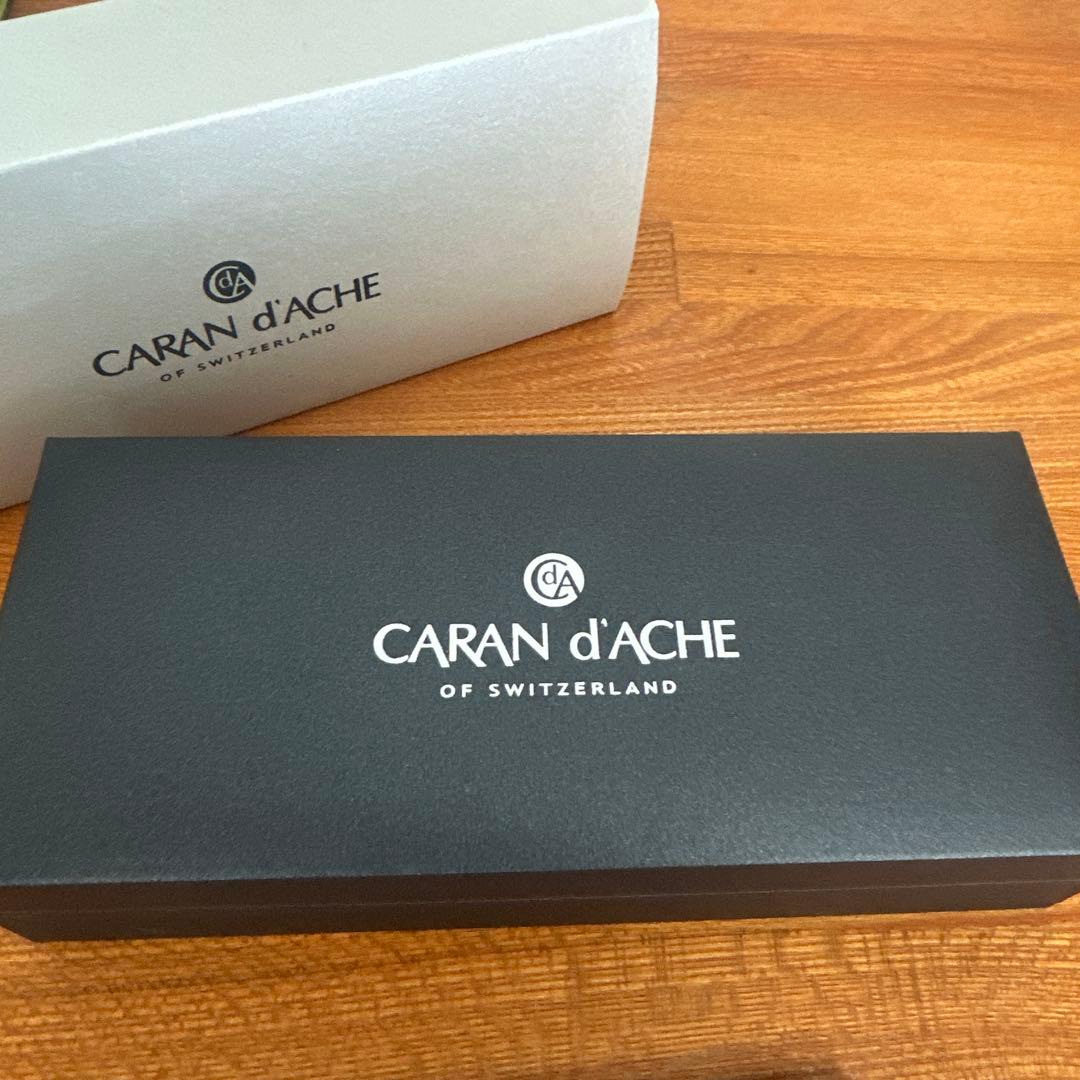 CARAN d'ACHE エクリドール