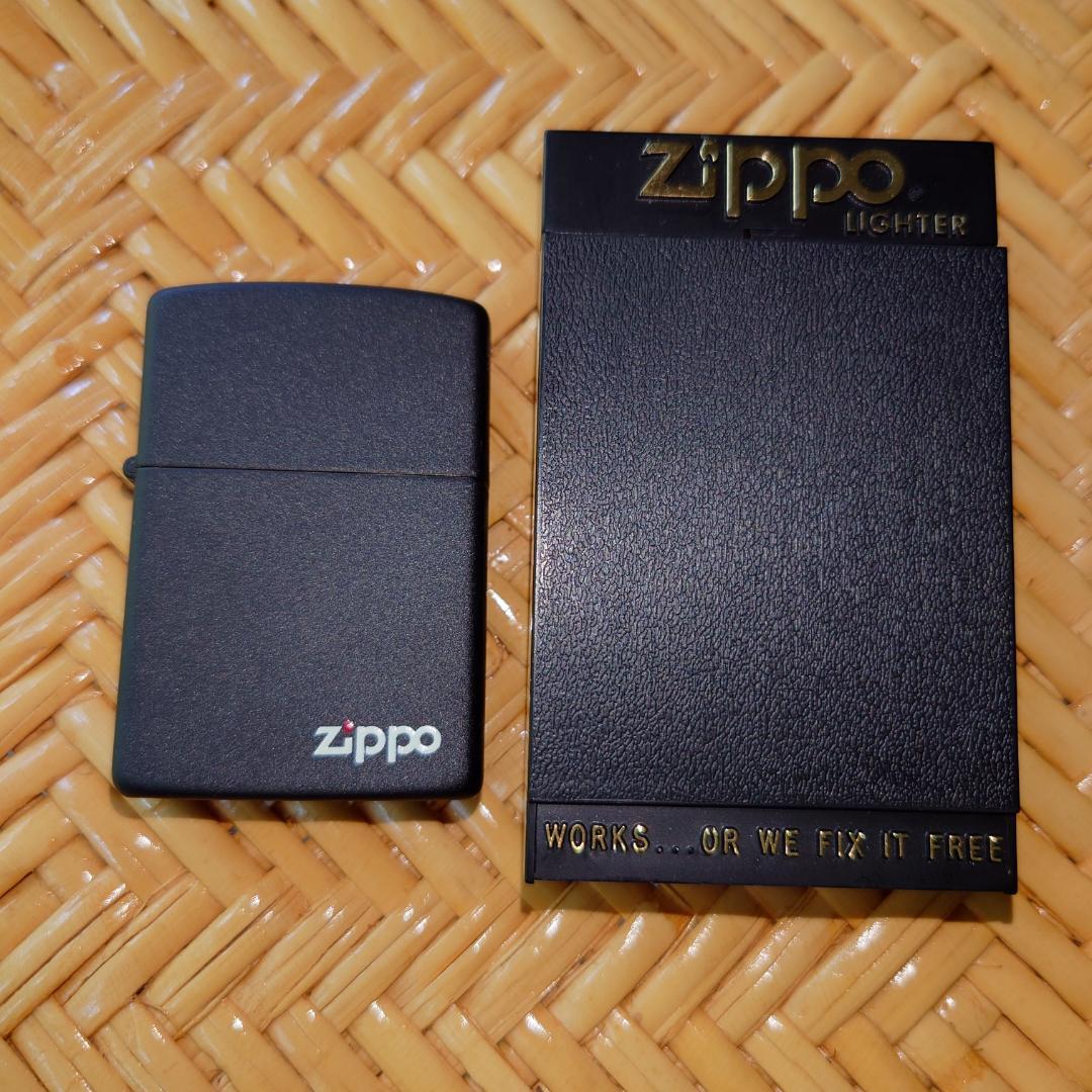【新品未使用】Zippo ブラックマットオイルライター 箱付き