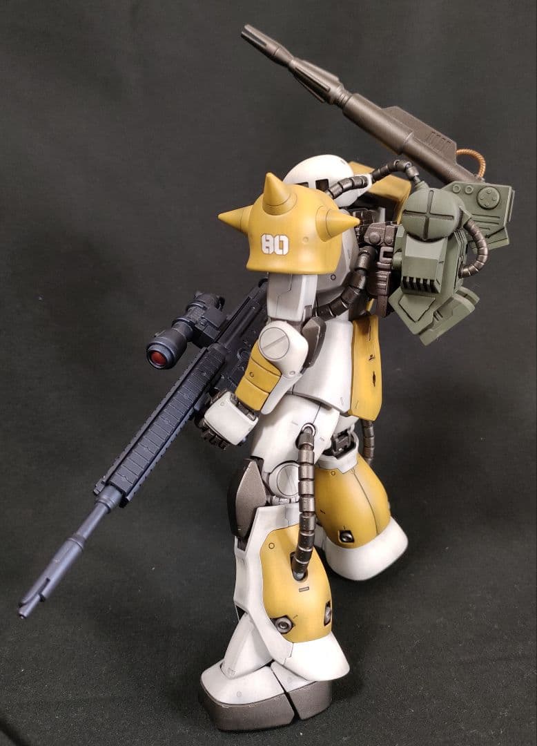 ガンプラ 塗装済完成品 MG MS-06F ザク Ver.2 ビーム兵器試験型