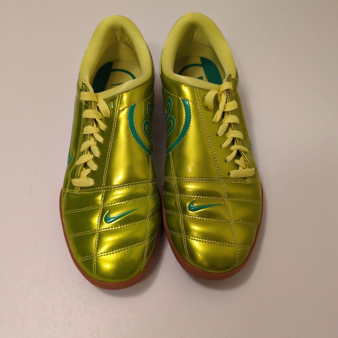 ジ*イ様 【美品】NIKE Total 90 3 SP Dynamic Yell