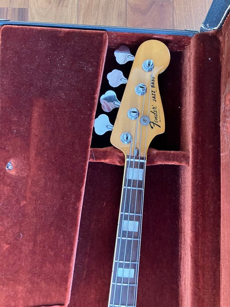 1979年製、Fender Jazz Bass -3 Tone Sunburst