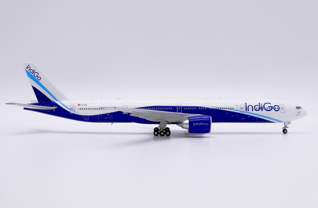 インディゴ 777-300ER TC-LKD 1/400