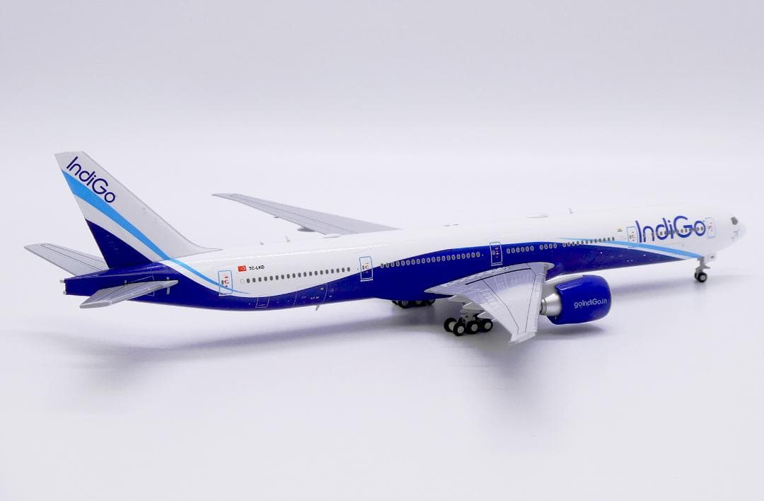 インディゴ 777-300ER TC-LKD 1/400