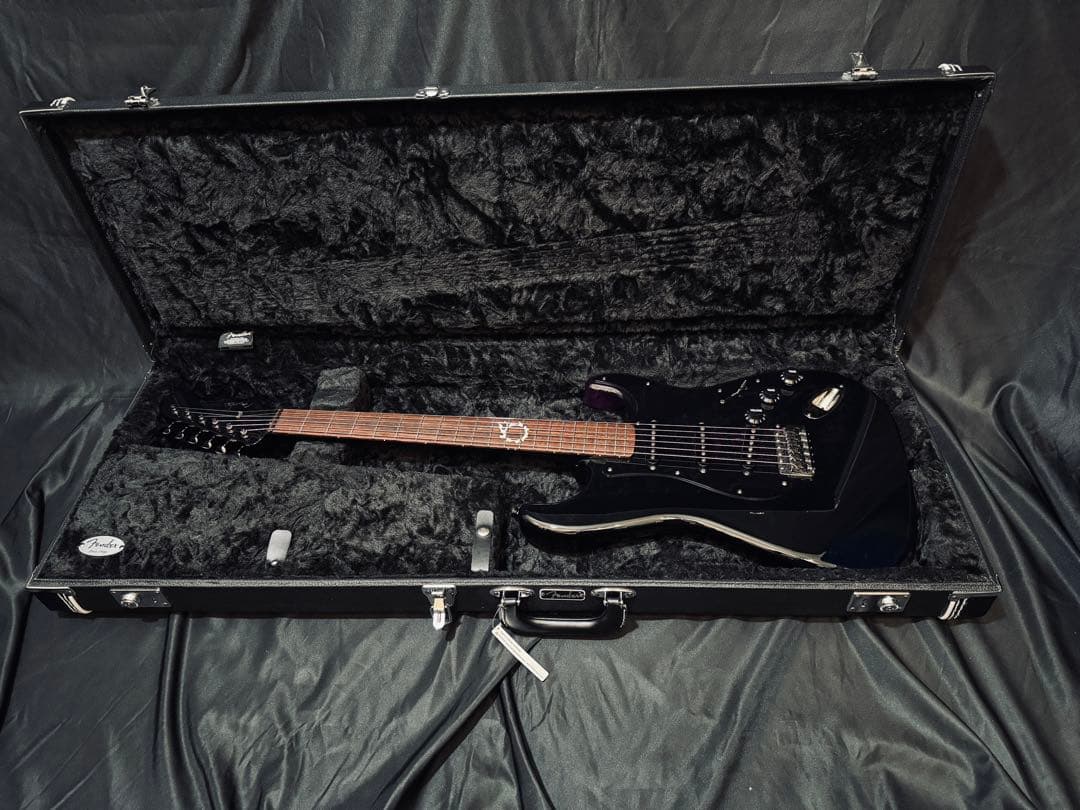Fender × FINAL FANTASY XIV Stratocaster