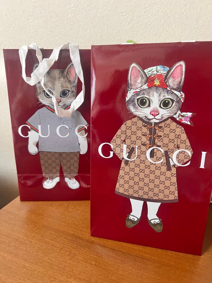 ヒグチユウコ　GUCCI 日本限定❣️ 　ショッパー 2組セット　両面猫あり