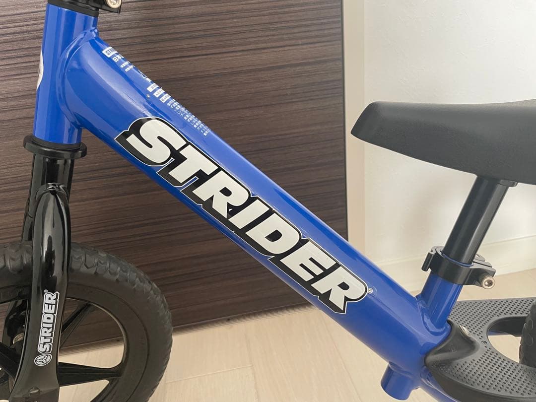 【美品】STRIDER ストライダー スポーツモデル　ブルー 12インチ