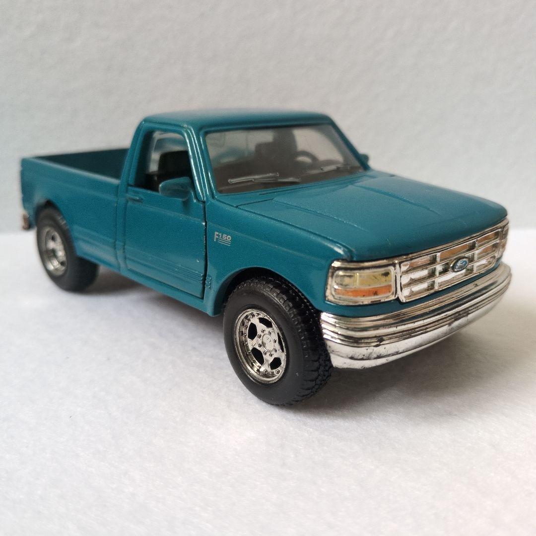 Ford F-150 1/32スケール
