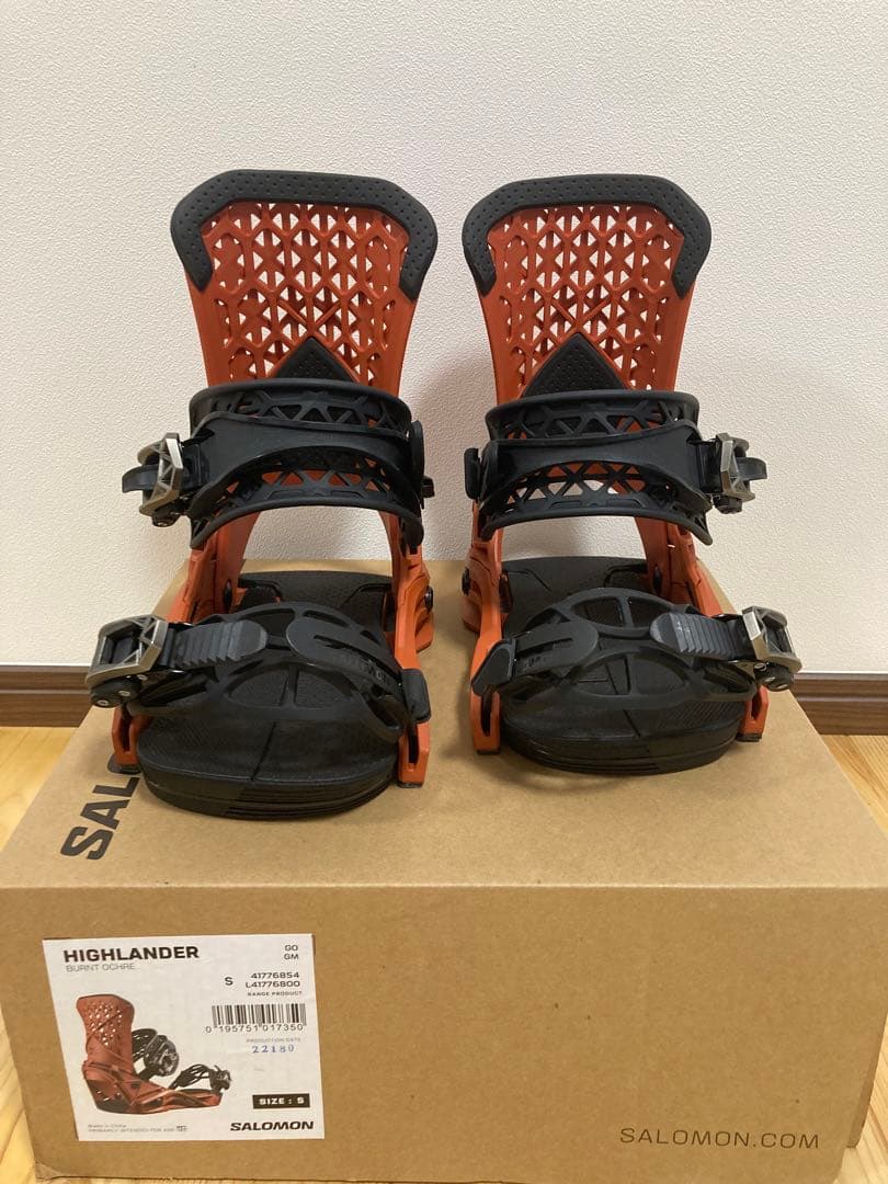 新品未使用 SALOMON HIGHLANDER Sサイズ