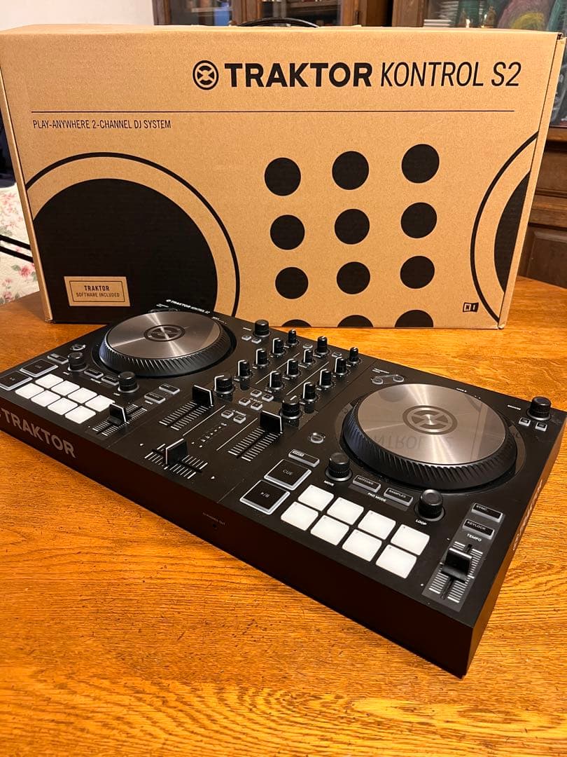 【DJセット】TRAKTOR KONTROL S2 MK3 本体 ケーブル付属
