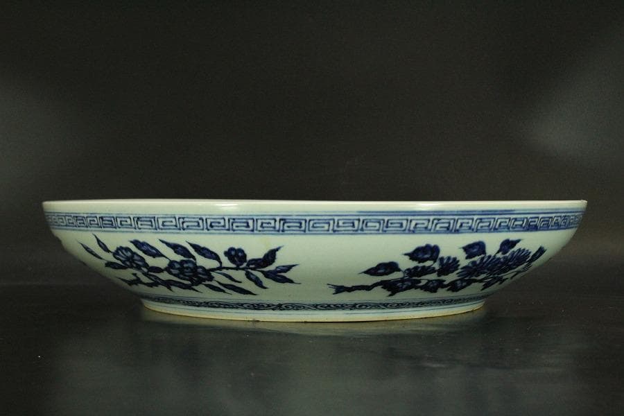 中国美術 青花 枝果紋 皿 φ42.3cm(BB509)
