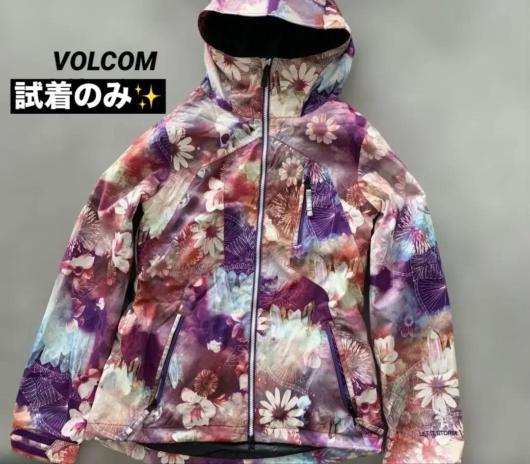 試着のみ✨VOLCOM　スノーボードウェア　ジャケット　花柄Sレディース