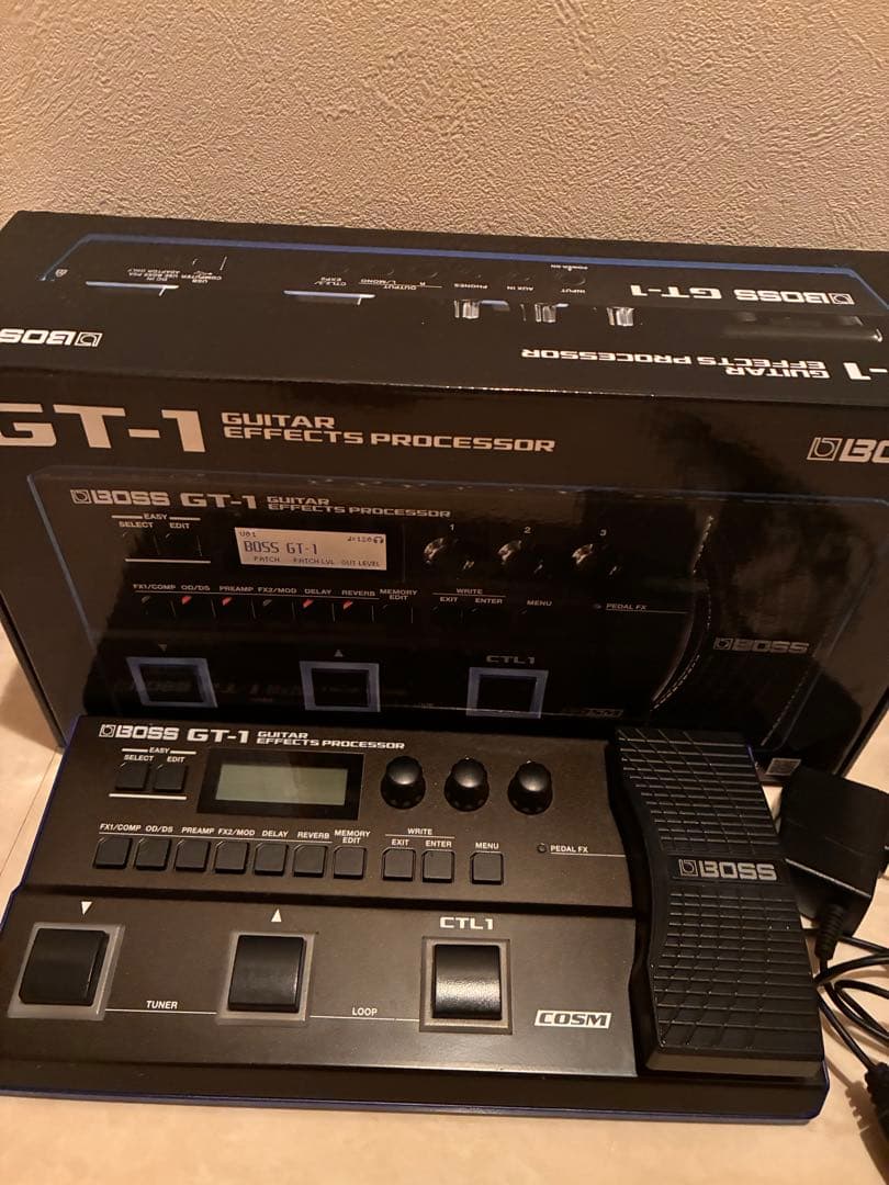 BOSS GT-1 ギターエフェクター　アダプター付き