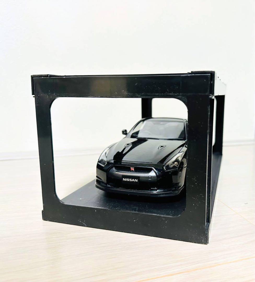 Nissan GT-R 1/18 ブラックモデルカー