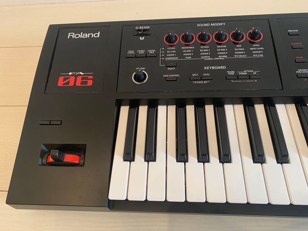 鍵盤楽器 Roland FA-06