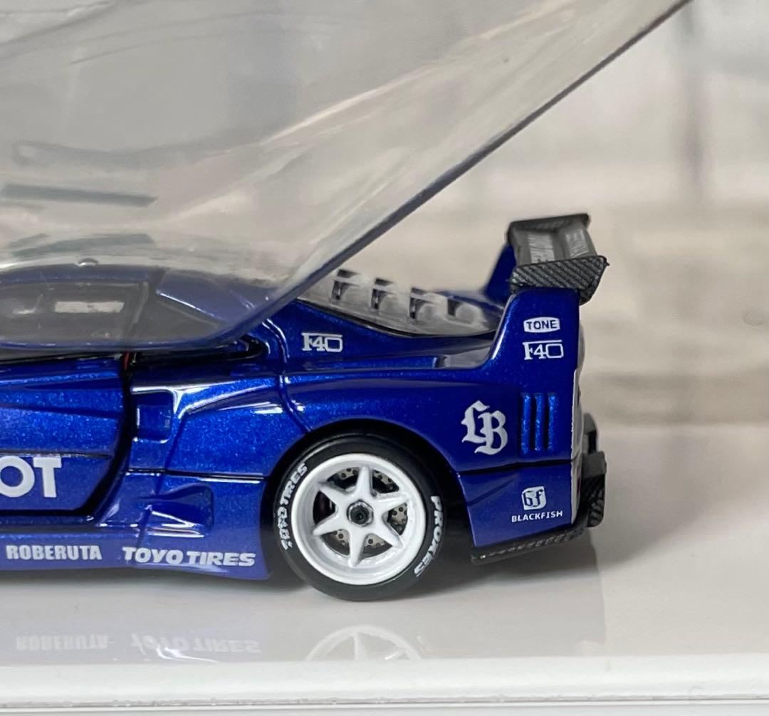 フェラーリF40 LBWK 1/64 ミニカー　ガルウィング開閉