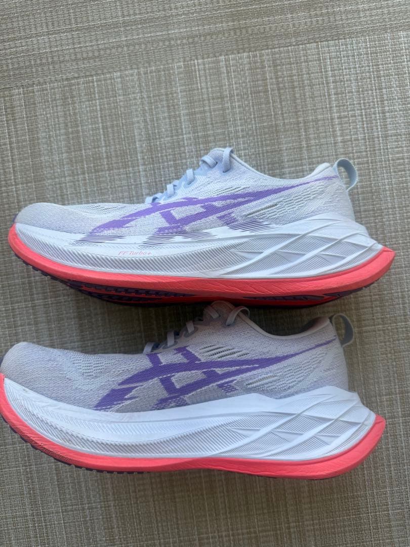ASICS スーパーブラスト