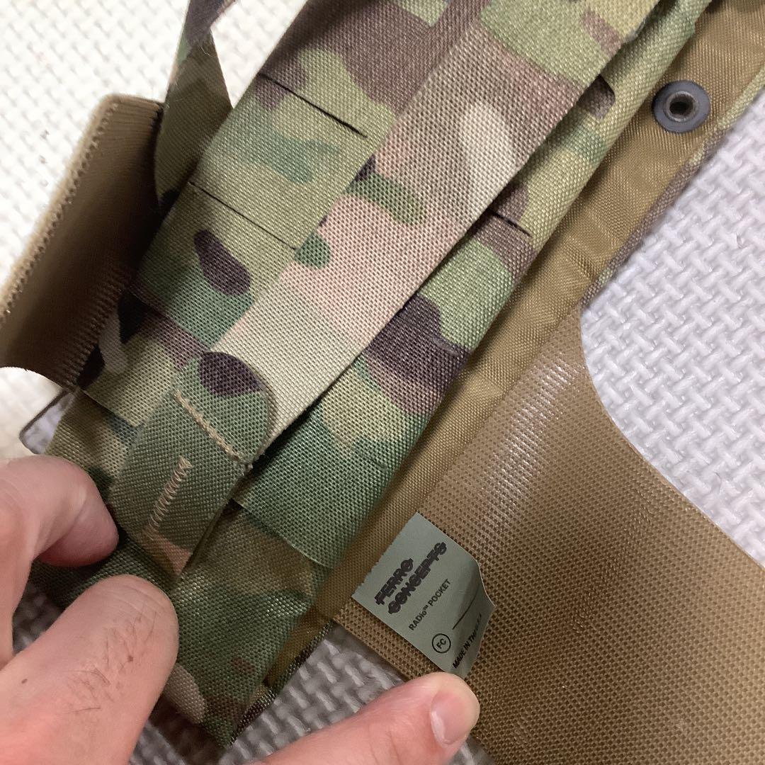 Ferro concepts multicam ラジオポーチ　実物