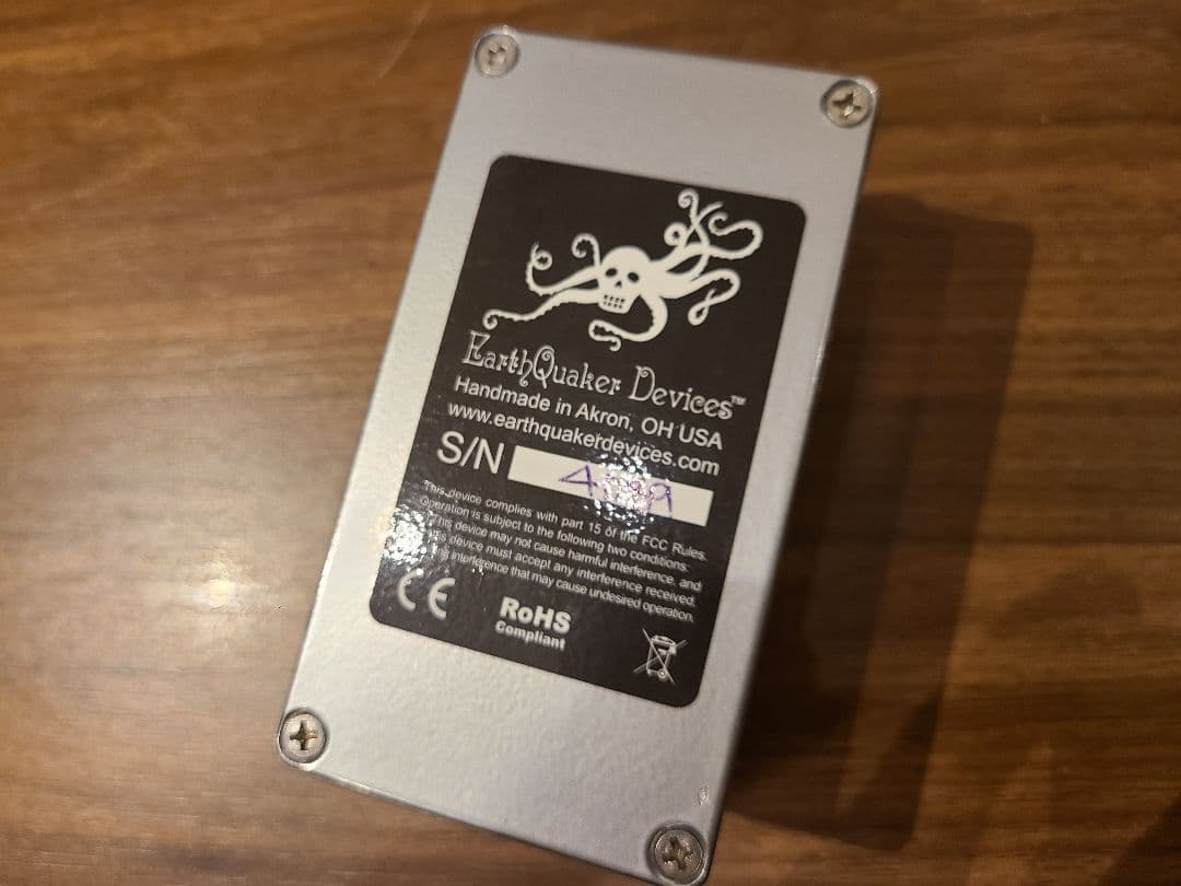 【極美品】EarthQuakerDevices Sea Machine V3