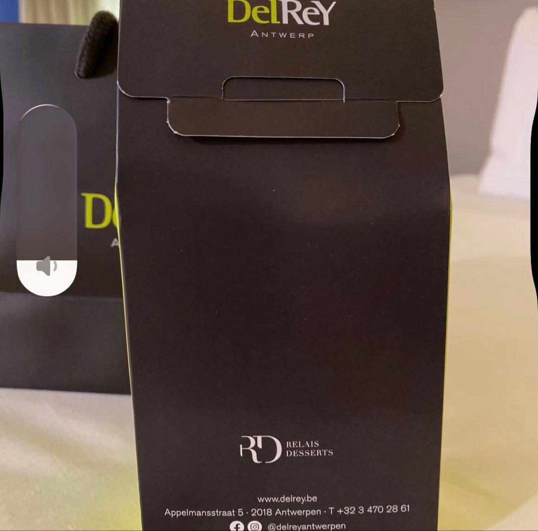 DelRey デルレイ　スミレの砂糖漬け　すみれの砂糖漬け　100g 紙袋付き