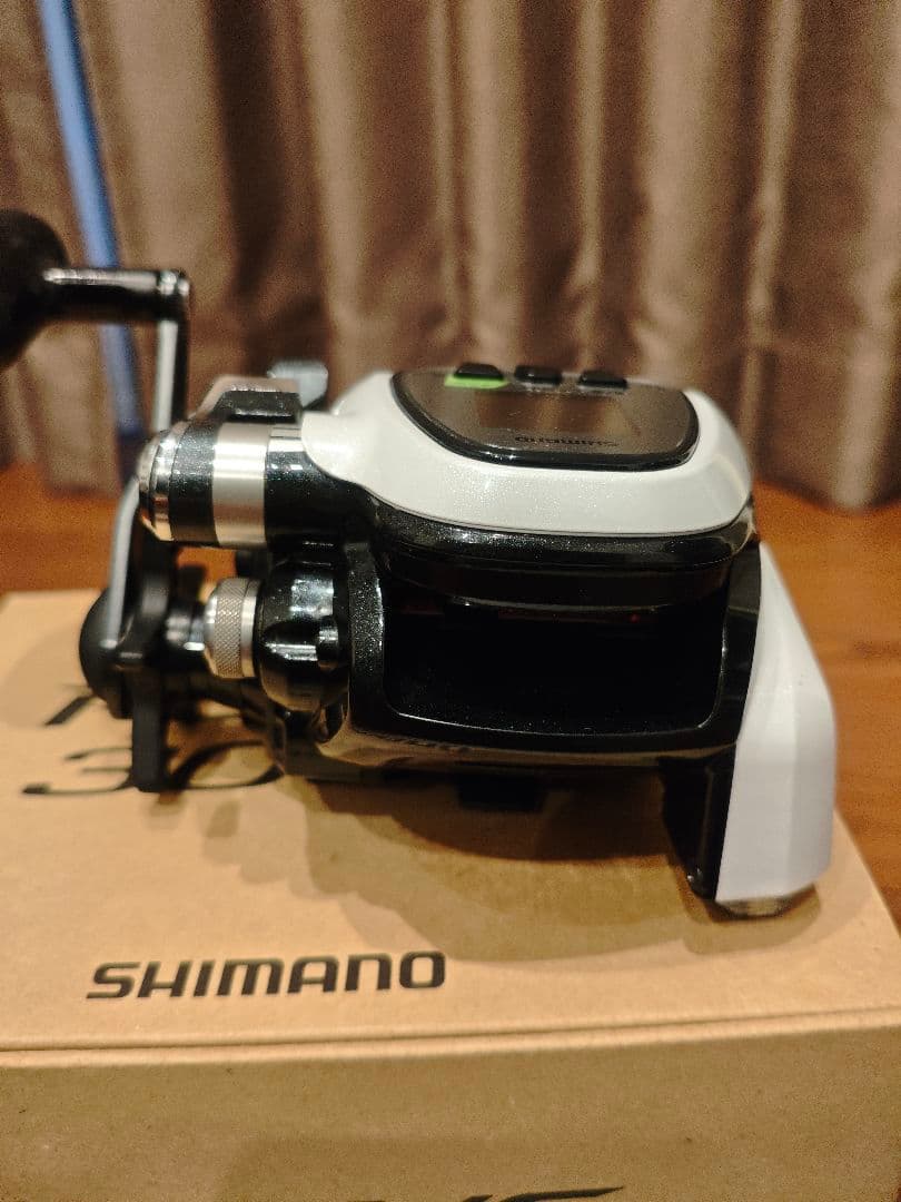 シマノ　プレイズ3000　電動リール　SHIMANO