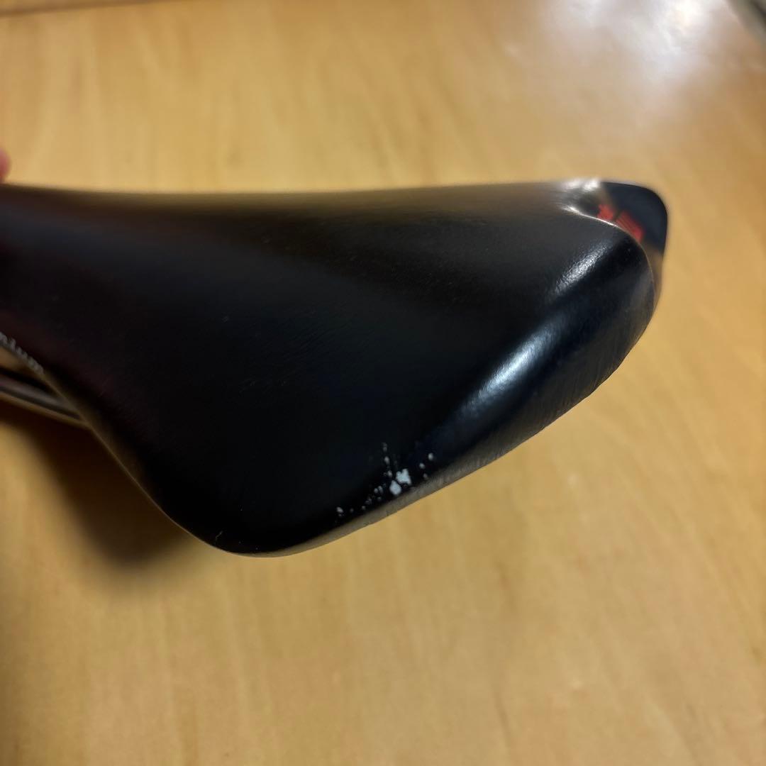 Selle Italia 黒 レザーサドル